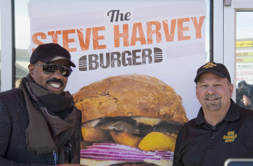 Steve Harvey Visits Big Burger Spot! - Big Burger Spot